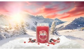 Yankee Candle Vonná svíčka velká Signature Santa On Skis, 567 g, L