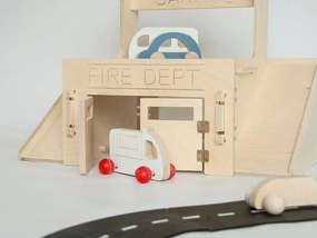 Myminihome Dřevěná dětská patrová garáž na autíčka Zvolte barvu: Červená, Zvolte variantu: Bez dopravních prostředků