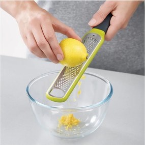 Struhadlo na citrusovou kůru se stěrkou Joseph Joseph Handi-Zest