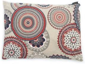 Špaldový polštář Červená mandala, 38 x 28 cm – červený, s motivem mandaly, česká ruční výroba