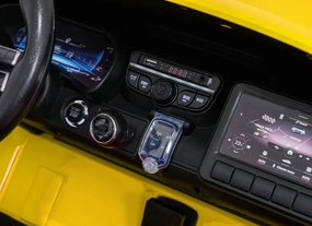 Elektrické autíčko Mercedes Benz GT63 AMG žluté
