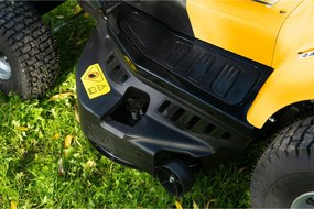 Riwall PRO RLT 102 HRD TWIN dvouválcový travní traktor 102 cm se zadním výhozem a hydrostatickou převodovkou