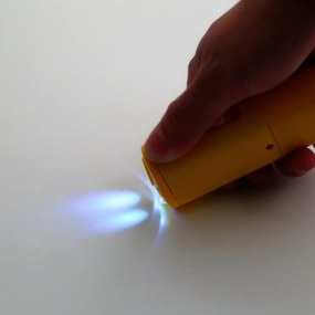 Ultrazvukový trenér na psy 3v1 s LED svítilnou AD-100