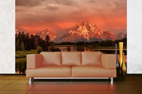 DIMEX | Vliesová fototapeta Teton Range, USA MS-5-1806 | 375 x 250 cm| zelená, červená, oranžová