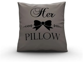 SAMETOVÝ POLŠTÁŘ HER PILLOW