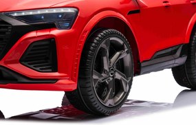 Ramiz Auto Audi SQ8 červené