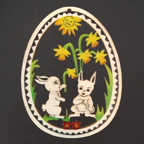 AMADEA Dřevěná dekorace vajíčko zajíčci a květina, velikost 9 cm, český výrobek