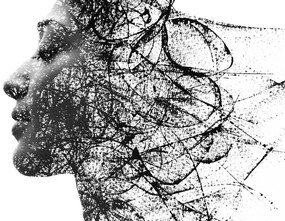 Samolepící tapeta žena s abstraktními prvky - 225x270