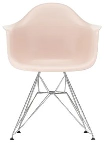 Eames Plastic Armchair DAR chrom světle růžová bílé na koberec Vitra