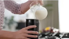 Philips CA6500/63 Milk Twister černá / Pěnič mléka / 500 W / bezdrátov