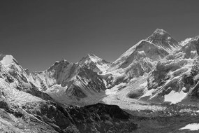 Samolepící fototapeta černobílé zasněžené pohoří - 375x250 cm