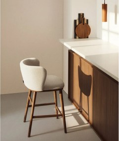 Béžová čalouněná barová židle (výška sedáku 65 cm) Ciselia – Kave Home