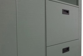 Hoorns Šedá borovicová skříň Juno 230 x 122 cm