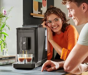 Tchibo - »Esperto2 Caffè« plnoautomatický kávovar - barva: černá