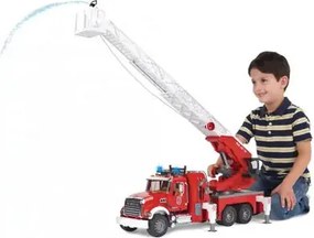 Bruder 02821 Hasičské auto Mack Granite / 1:16 / od 4 let