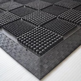 Gumová čisticí rohož Pin Squares 40 x 60 x 0,7 cm, černá