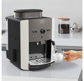 Automatický kávovar Krups Arabica EA811E10 šedý