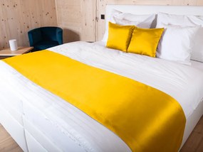 Biante Saténový přehoz/běhoun na postel Satén LUX-014 Kanárkově žlutý 50x140 cm