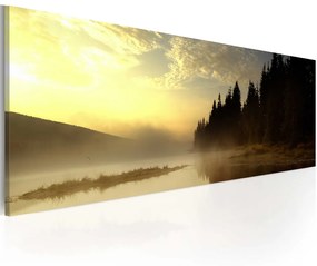 Obraz Mlha nad jezerem (1-dílný) - krajina s vodou na pozadí východu slunce