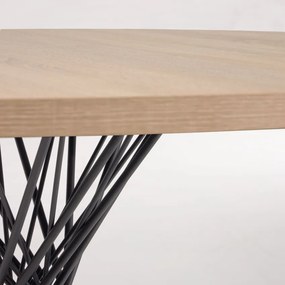 OnaDnes -20% Kulatý jídelní stůl Kave Home Niut 120 cm v dubovém dekoru