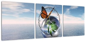 Obraz motýla na skleněné kouli (s hodinami) (90x30 cm)
