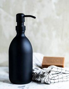 Skleněný dávkovač s černou pumpičkou Matte Black 500 ml