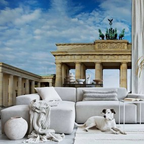 Fototapeta Městská architektura Berlína - Braniborská brána a obloha s mraky