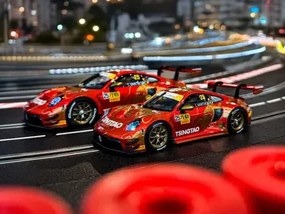 Carrera 32065 Digital 132 Porsche 911 GT3 R / Auto pro autodráhu / 1:3