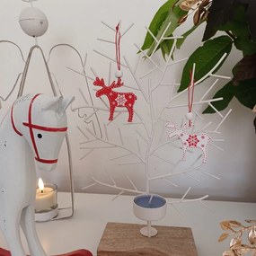 Sada dřevěných vánočních ozdob sob 5 × 6 cm, červený a bílý, balení 12 ks
