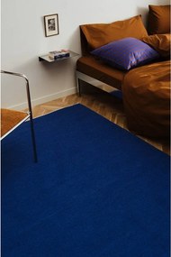Modrý ručně tkaný běhoun s příměsí vlny 70x150 cm Row – Jotex