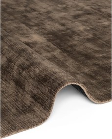 Hnědý ručně tkaný koberec z viskózy 80x150 cm Noemi – Vikosa