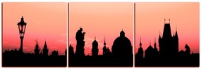 Obraz na plátně - Siluety věží a sochy v Praze - panoráma 5112FB (150x50 cm)