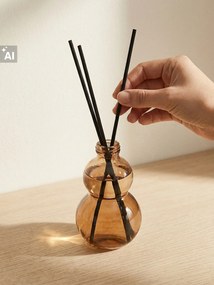 Sinsay - Vonný difuzér s tyčinkami Cozy Solar - hnědá
