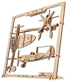 Ugears 2,5D dřevěné mechanické puzzle Stíhací letadlo
