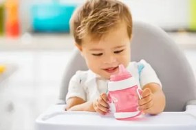 Munchkin - Hrneček pro první doušky 118 ml - růžová / od 4 měsíců