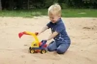 Lena Aktivní bagr červená / od 3 let