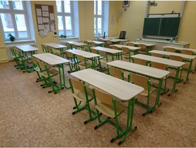 Školní židle Denis - vel. 4, oranžová - ral 2004