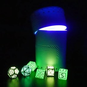 Q-workshop Kelímek na kostky s UV nasvěcovačem