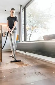 Kärcher WD 2 Plus V-12/4/18 (1.628-018.0) / Víceúčelový vysavač / 1000
