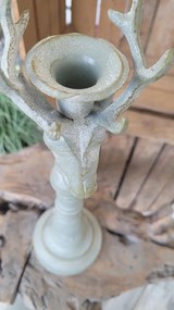 Šedý antik kovový svícen ArtFerro s jelenem - 13,5*13,5*37cm