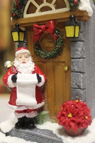 Vánoční svítící Mikuláš před dveřmi 13cm