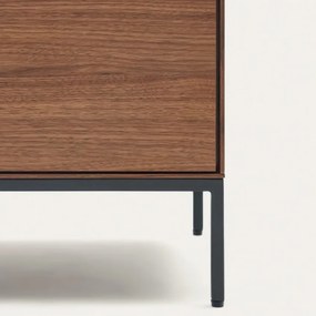 OnaDnes -20% Ořechový TV stolek Kave Home Vedrana II. 195 x 40 cm