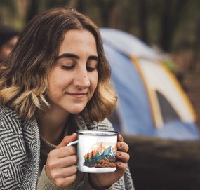 Plecháček - Hory s podzimním lesem FeelHappy.cz Velikost plecháčku: 330ml