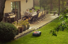 Robotická sekačka na trávu CRAMER RM1000