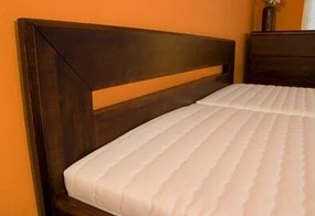 Postel Postelia PLUTO Buk 160x200 - dřevěná postel z masivu o šíři 4 cm