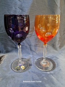 Broušené barevné sklenice na víno 240 ml, 2 ks - Vzor 3