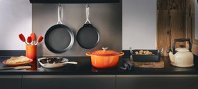 Kuchyňský organizér Le Creuset červený burgund