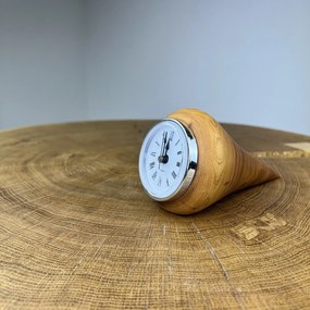 Woodlaf Dřevěné stolní hodiny Gisela
