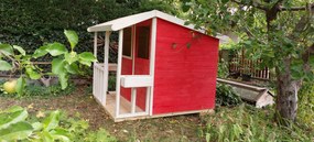 nejzahradnidomek.cz - Dětský dřevěný domek KARKULKA s terasou, barva natur, (1,6 × 1,85 m), DD_KAR