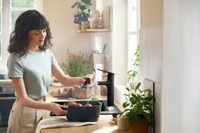 Hansgrohe Zesis M33 - Dřezová baterie s výsuvnou sprškou matná černá